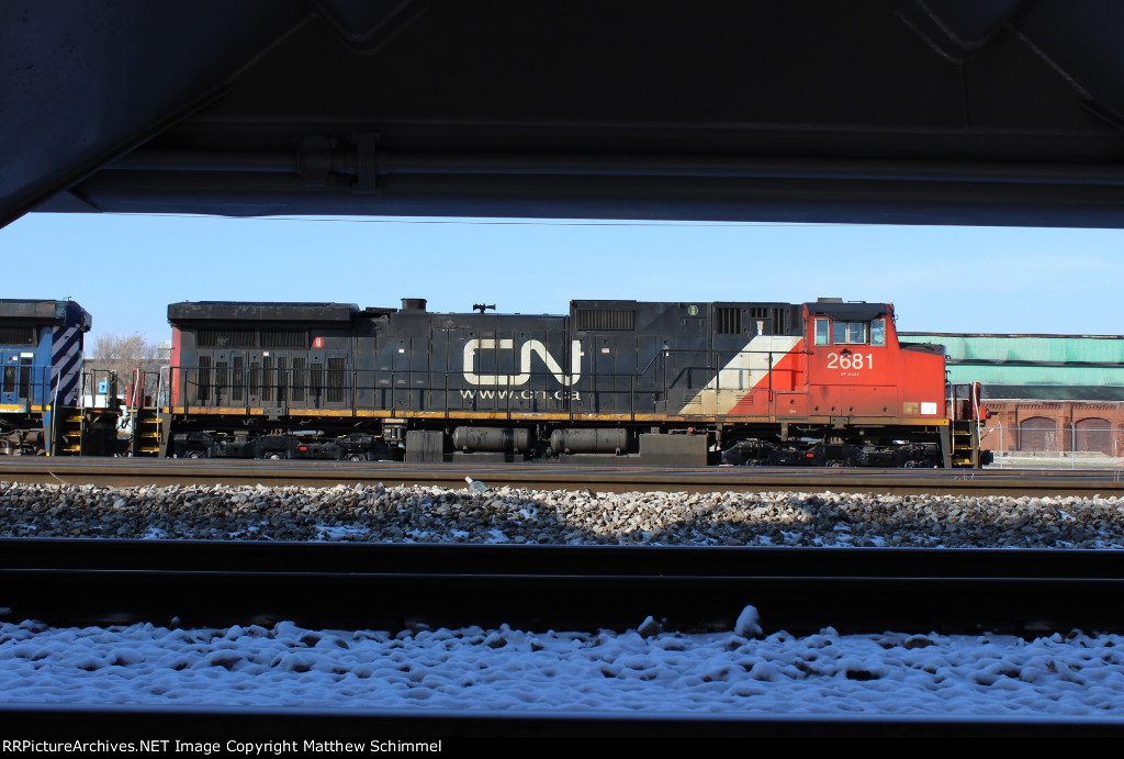 CN 2681